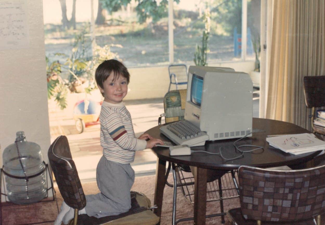 Growing Up With Computers - Minafi